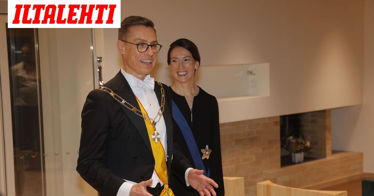 Presidentti Alexander Stubb ja Suzanne Innes-Stubb valtiovierailulle Ruotsiin